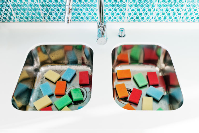 kitchen sink styling. - Design For Mankind