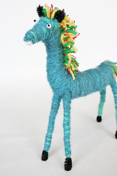 handmade yarn animals at beklina